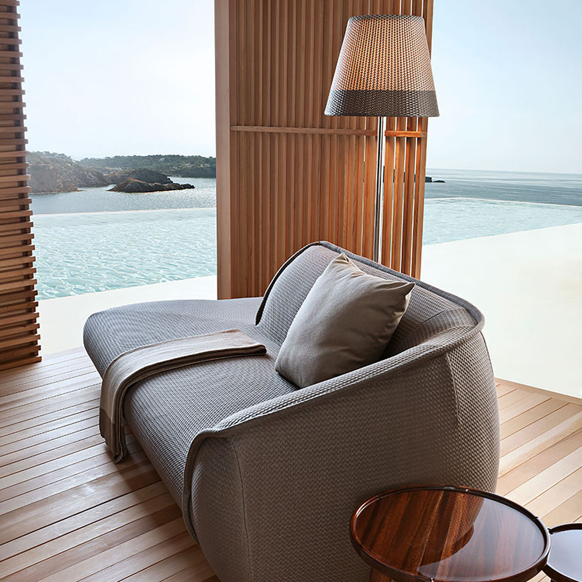 Bellagio Coffee Table | Interni