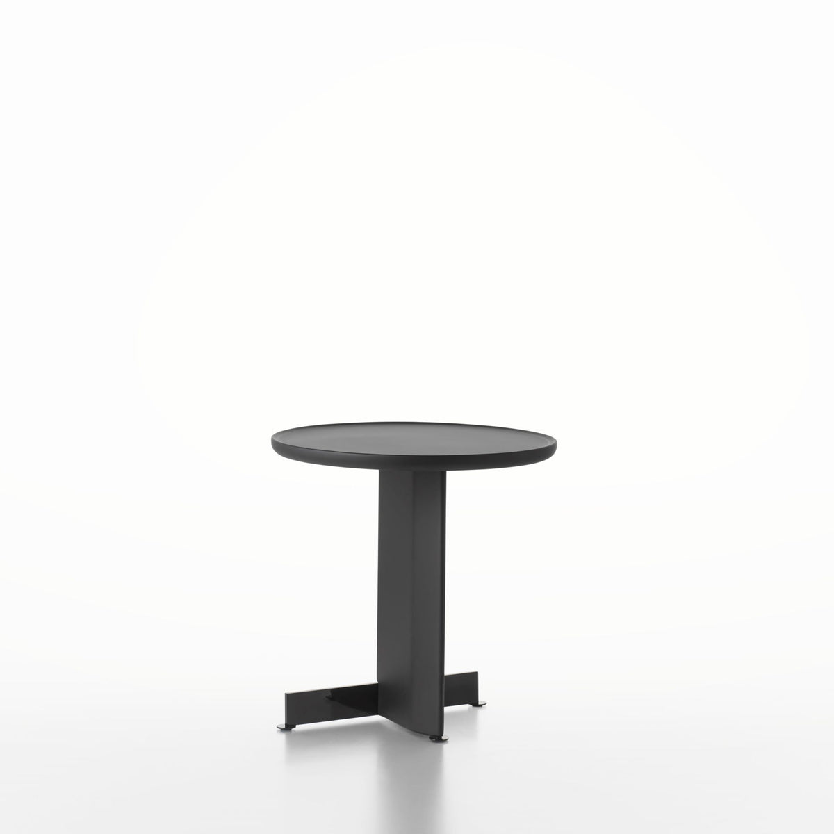 Savoy Low Round Table 58A | Interni