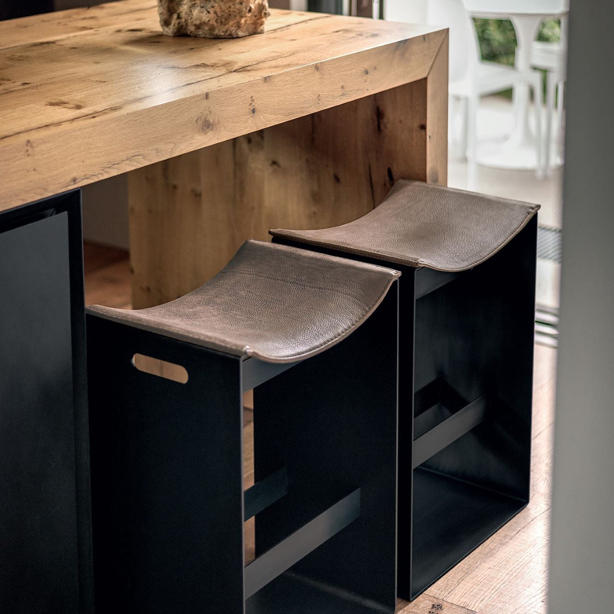 Barney | Stool | Interni