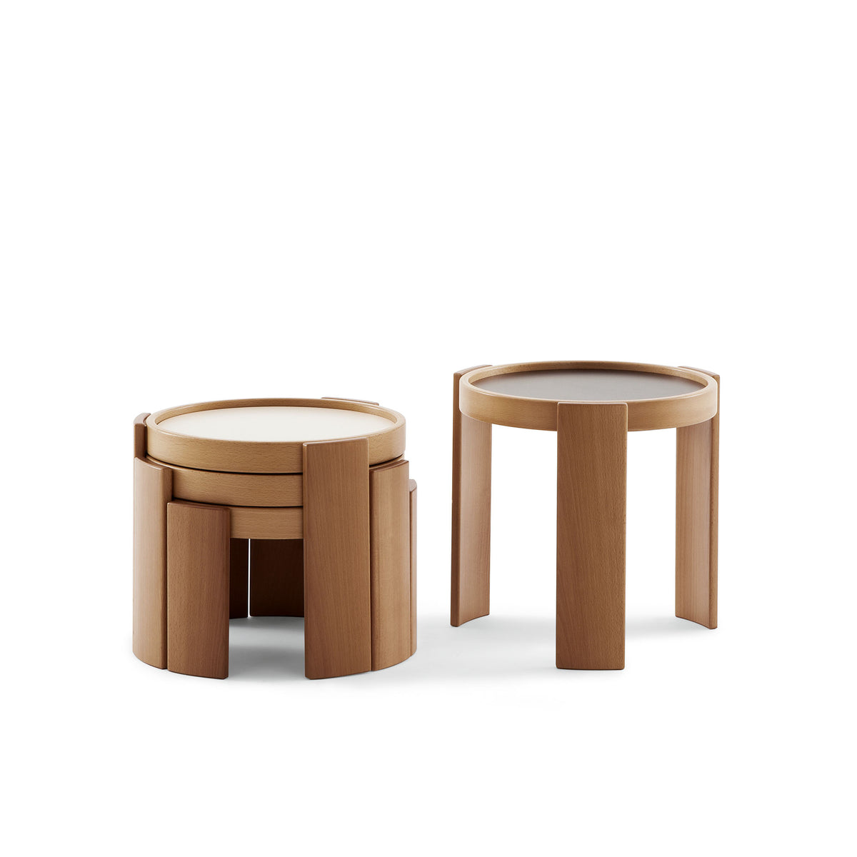 780 | Nest of 4 low tables | Interni