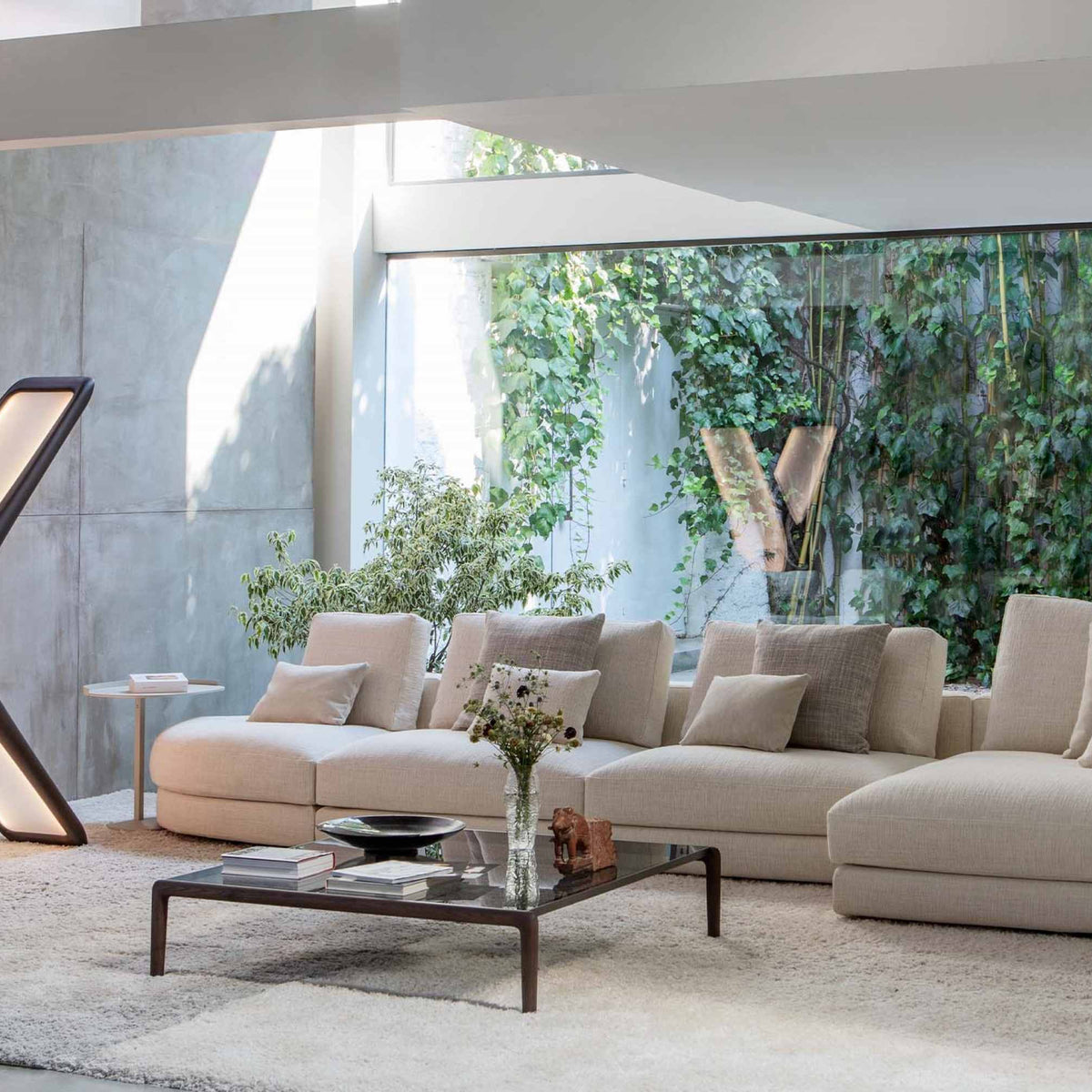 Staar Floor Lamp | Remote Control | Interni