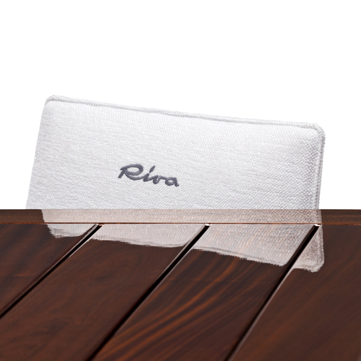 EXTETA x Riva Dining Table | Interni