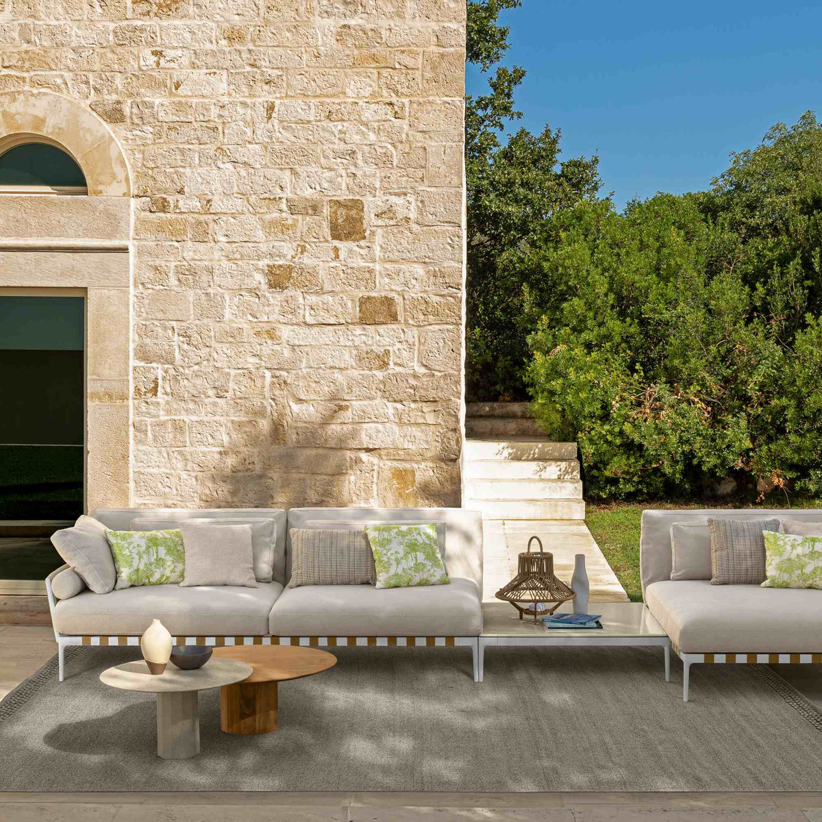 Salinas Sofa | Three Seater | Interni