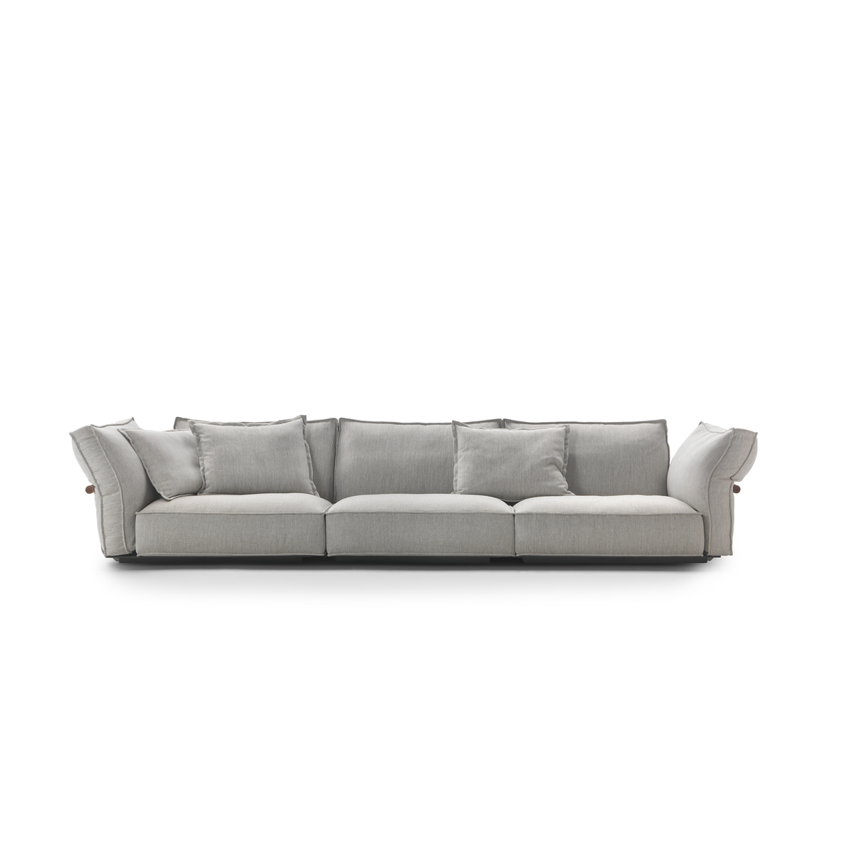 Camelot Outdoor Sofa | Interni