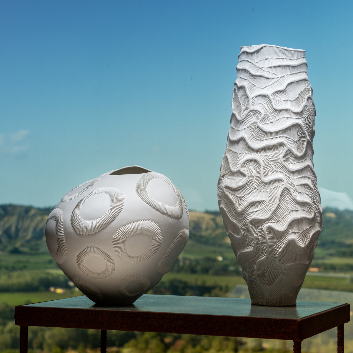 Monolite White Vase | Interni