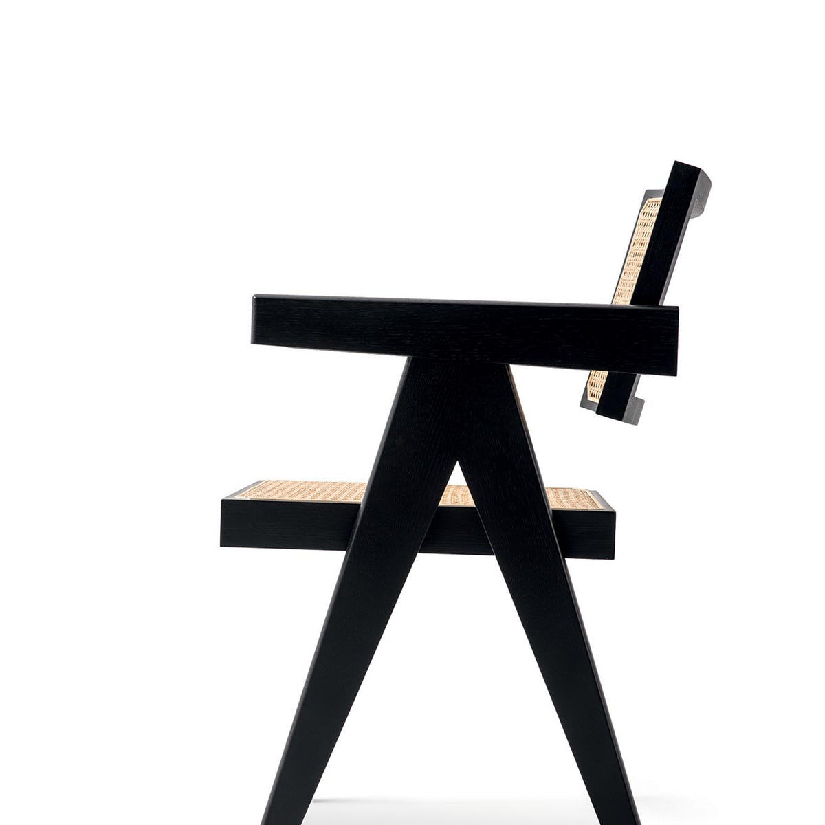 Capitol Complex Chair with arms | Interni