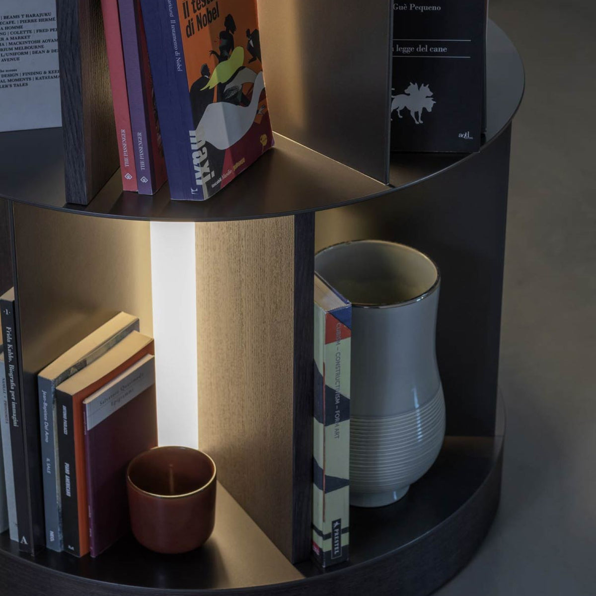 Babele Swivel Library | Remote Control | Interni