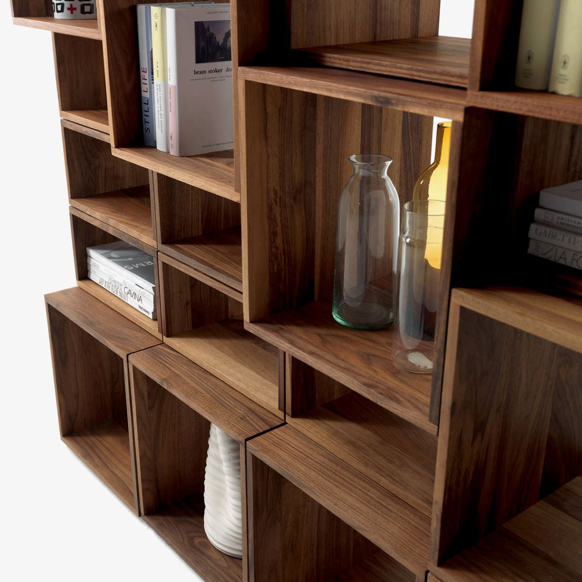 Freedom Bookshelf | Interni