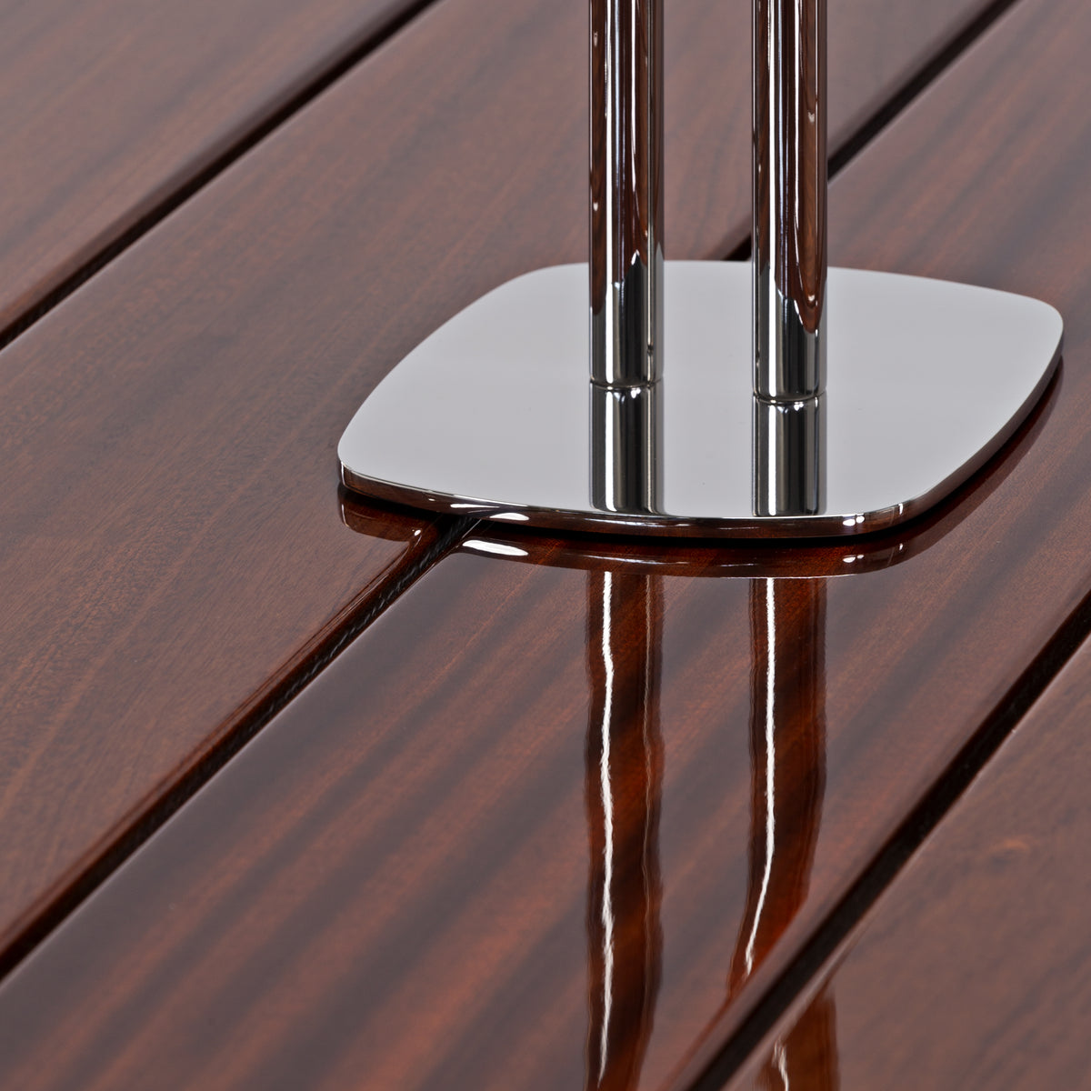 EXTETA x Riva Dining Table | Interni