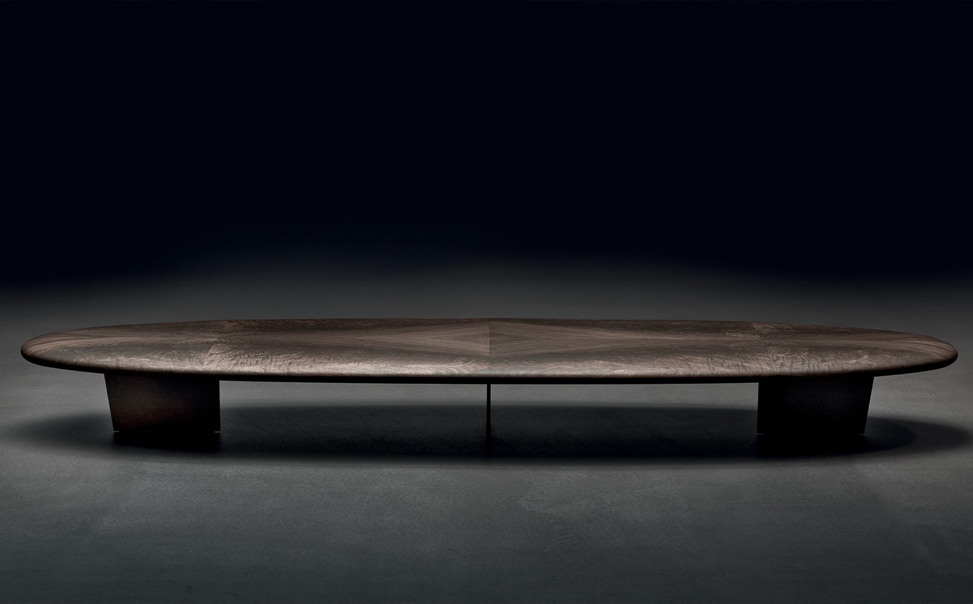 Henge | Furnitures | Interni