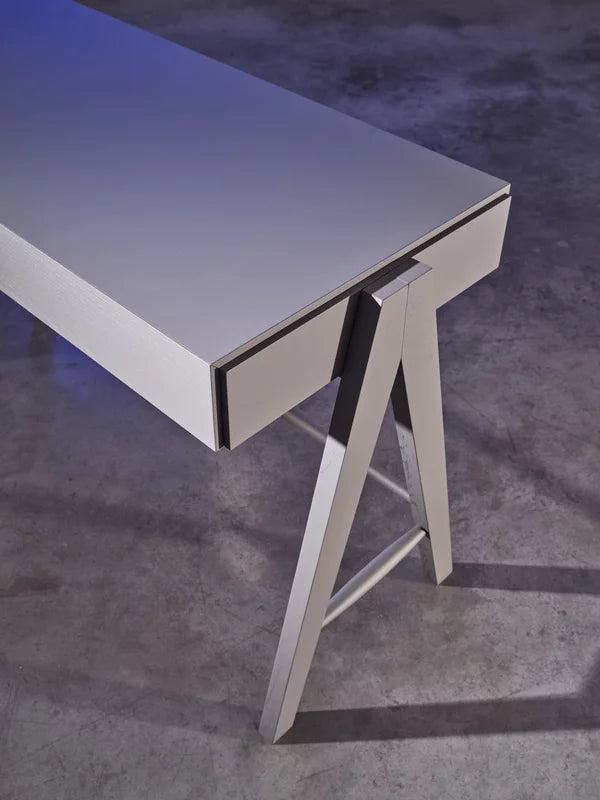Pier Desk | Interni