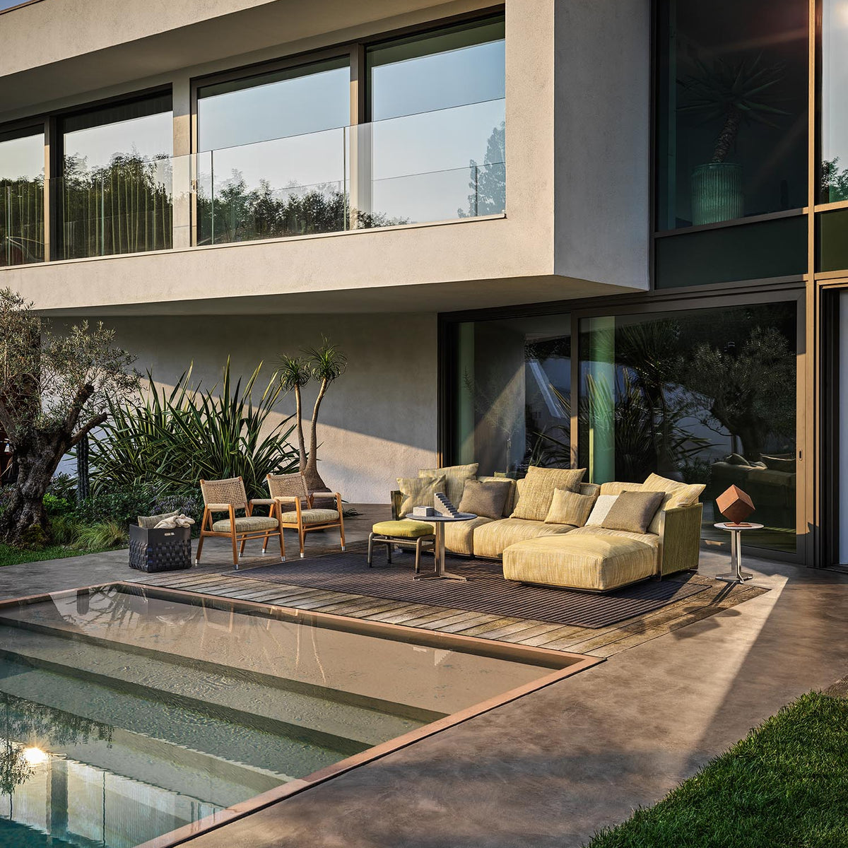 Vulcano Outdoor Sofa | Interni
